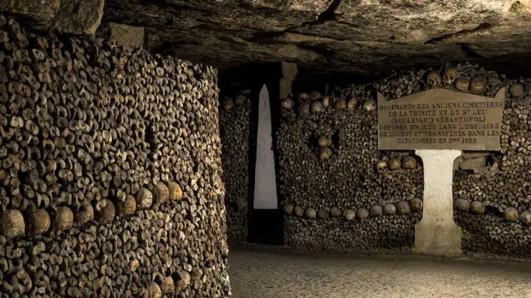 Interesting Facts About the Catacombes de Paris