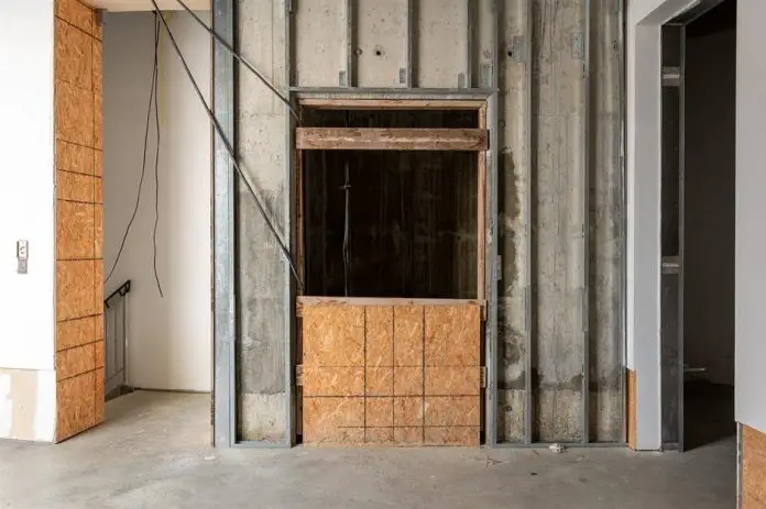 Inside The Peter Grant Mansion, Canada's Biggest Abandoned House