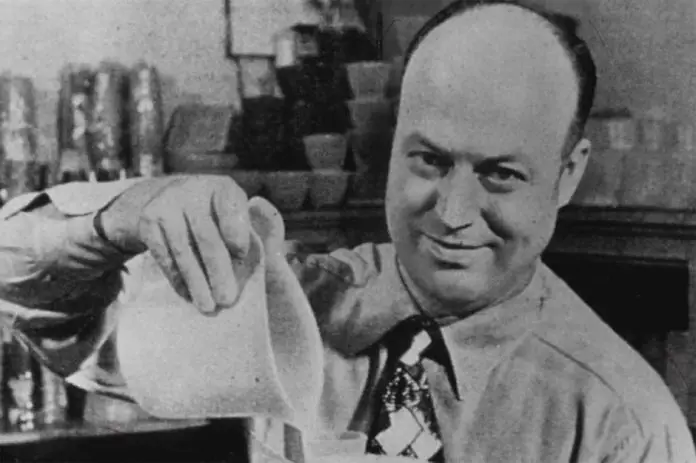 Tour The Abandoned Bin Laden Mansion In Oakland, Florida