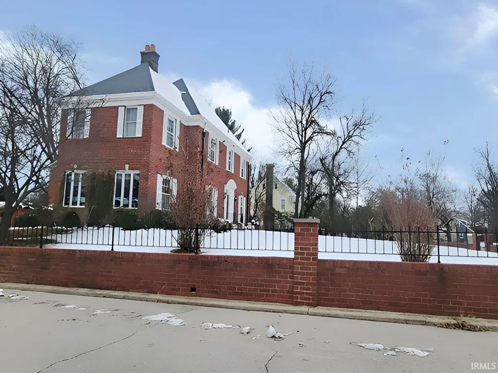 Pretty brick and iron fence! C. 1936 in Indiana. $199,900. – Old House ...