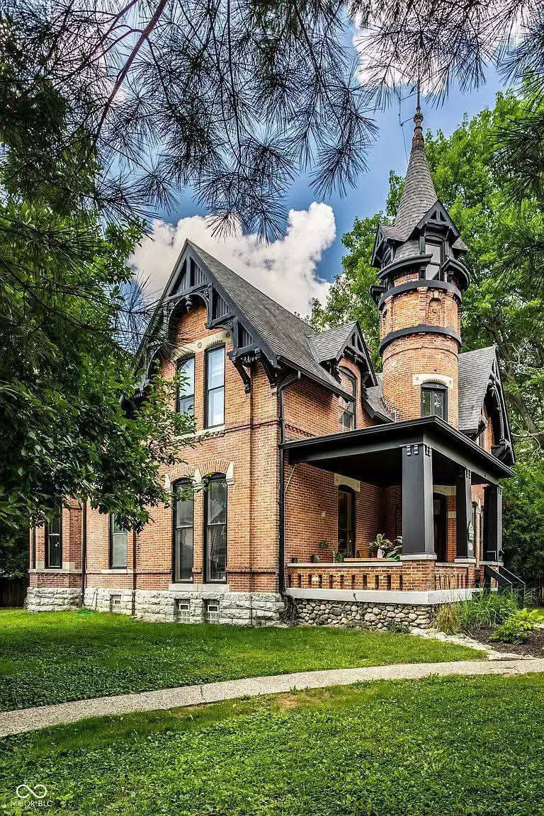 A lot of house for the money! Check this lovely exterior! Circa 1876 in ...